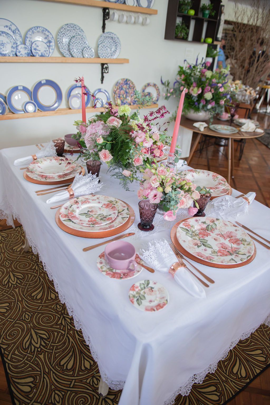 JOGO DE SOBREMESA ENCANTO FLOR ALLEANZA C/6 PRATOS 1º LINHA - Camicado